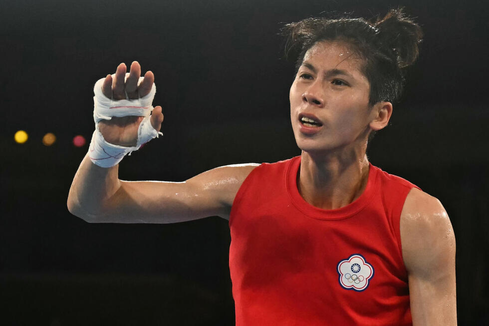 Boxing fights for Olympic future after gender-row 'disaster'