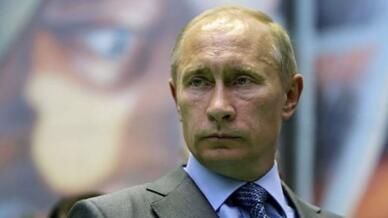 Poutine reconnaît avoir rencontré les dix espions expulsés des États-Unis