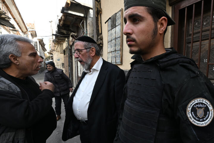 Syrian Jews say held first group prayer in decades in Damascus synagogue