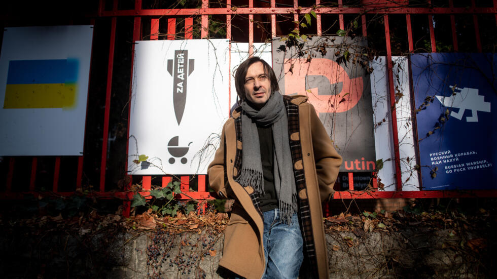 'My Kalashnikov is my pen': Ukraine artist wages war on Putin