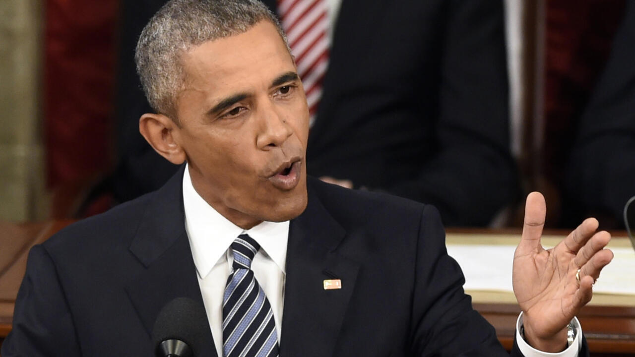 Obama calls on Americans to embrace change