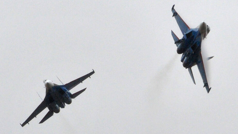 Russian war planes stoke Western fears amid Ukraine crisis