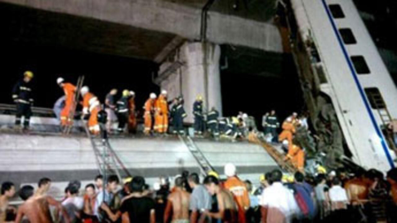 High-speed train crash leaves dozens dead