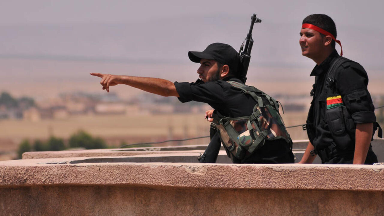 Première offensive contre l'EI des Forces démocratiques de Syrie ...