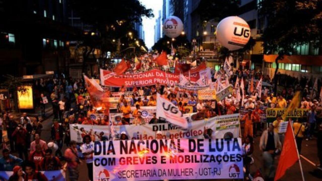 Brazil protest draws smaller crowds than June rallies - France 24