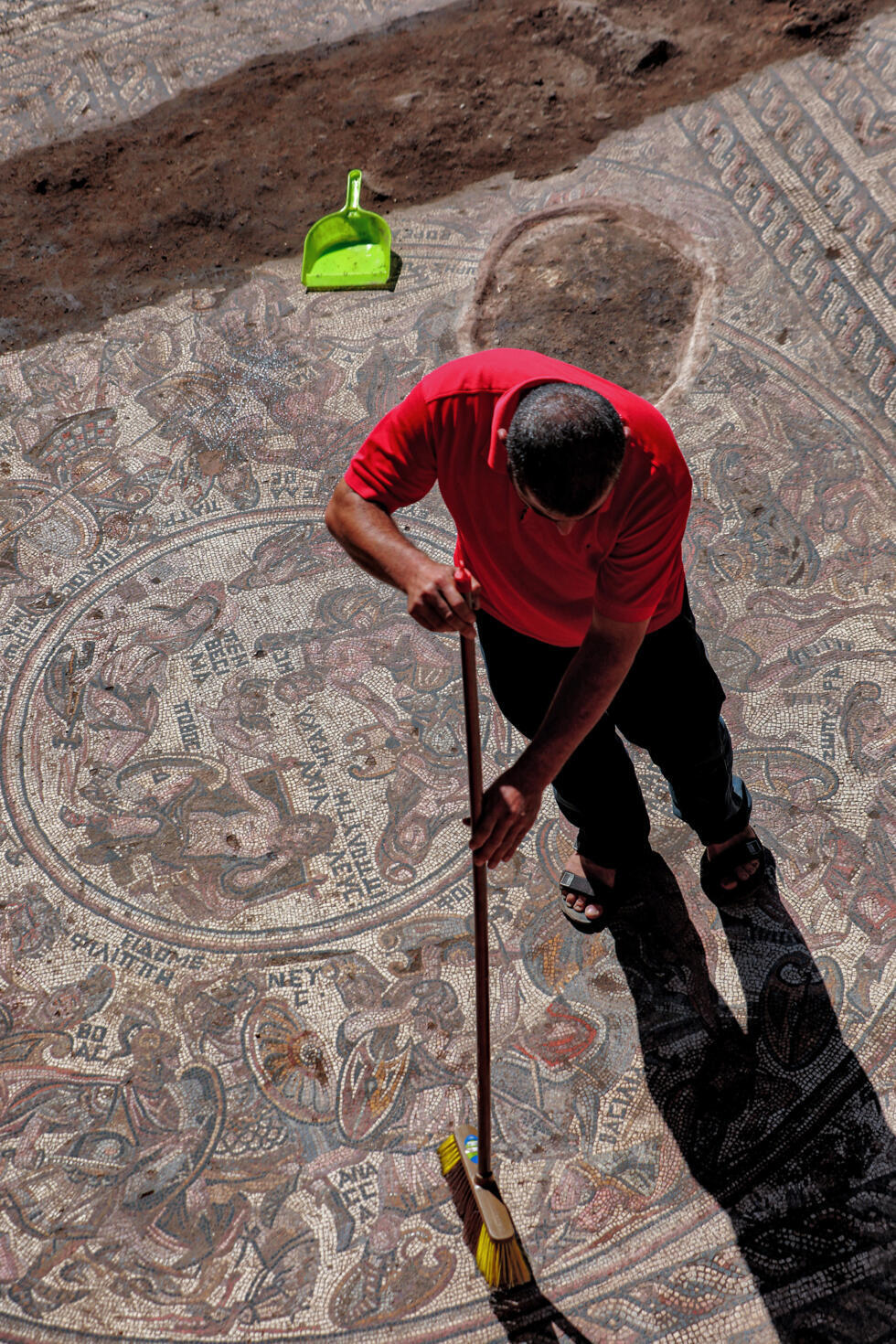 Syria unearths stunning Roman-era mosaic