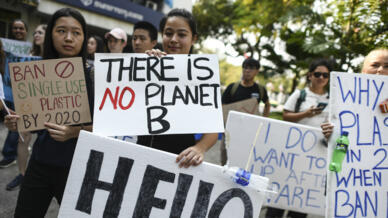 Students around the world skip class to demand action on climate