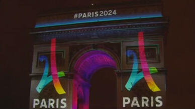 Paris unveils logo for 2024 Olympics bid