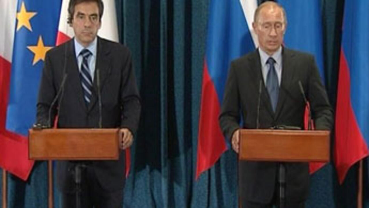 Putin seeks energy, car deals on visit to Paris