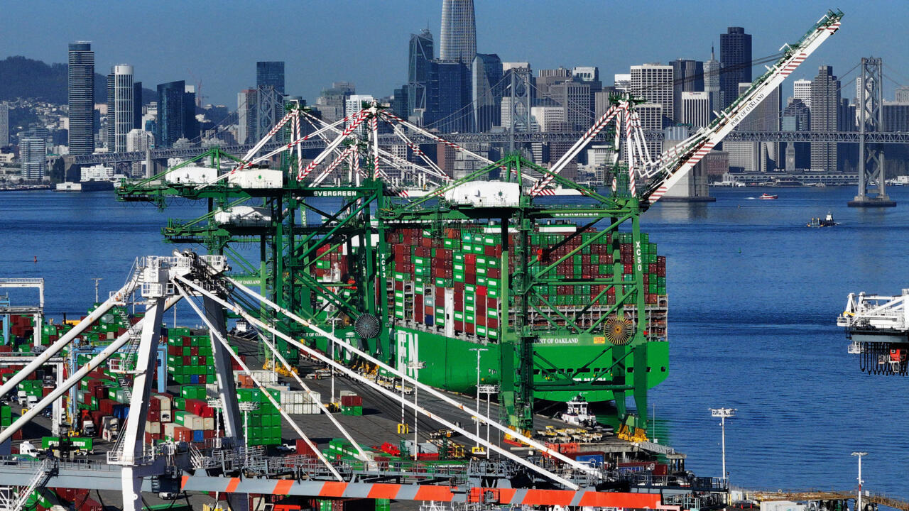 ¿Qué son los aranceles, cómo funcionan y a quiénes afectan? - En 5 minutos