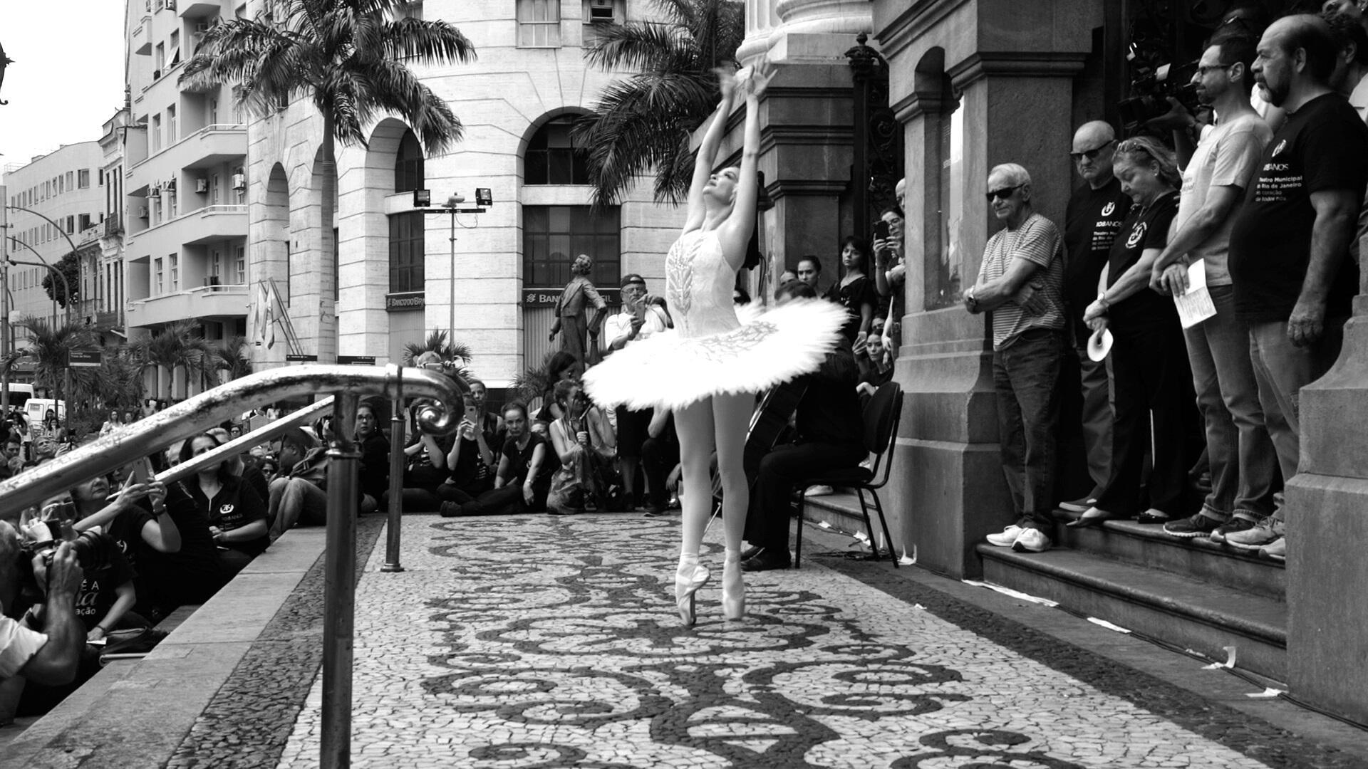 Brazil’s art scene on the brink: Award-winning film shows a city in ...