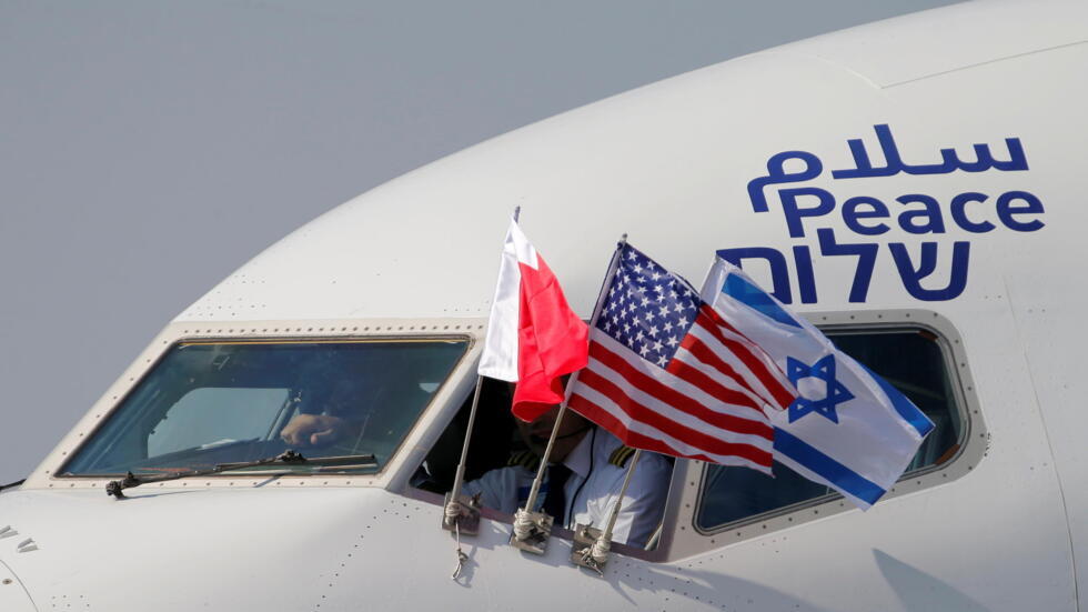 Israel, Bahrain deepen new ties, agree to open embassies