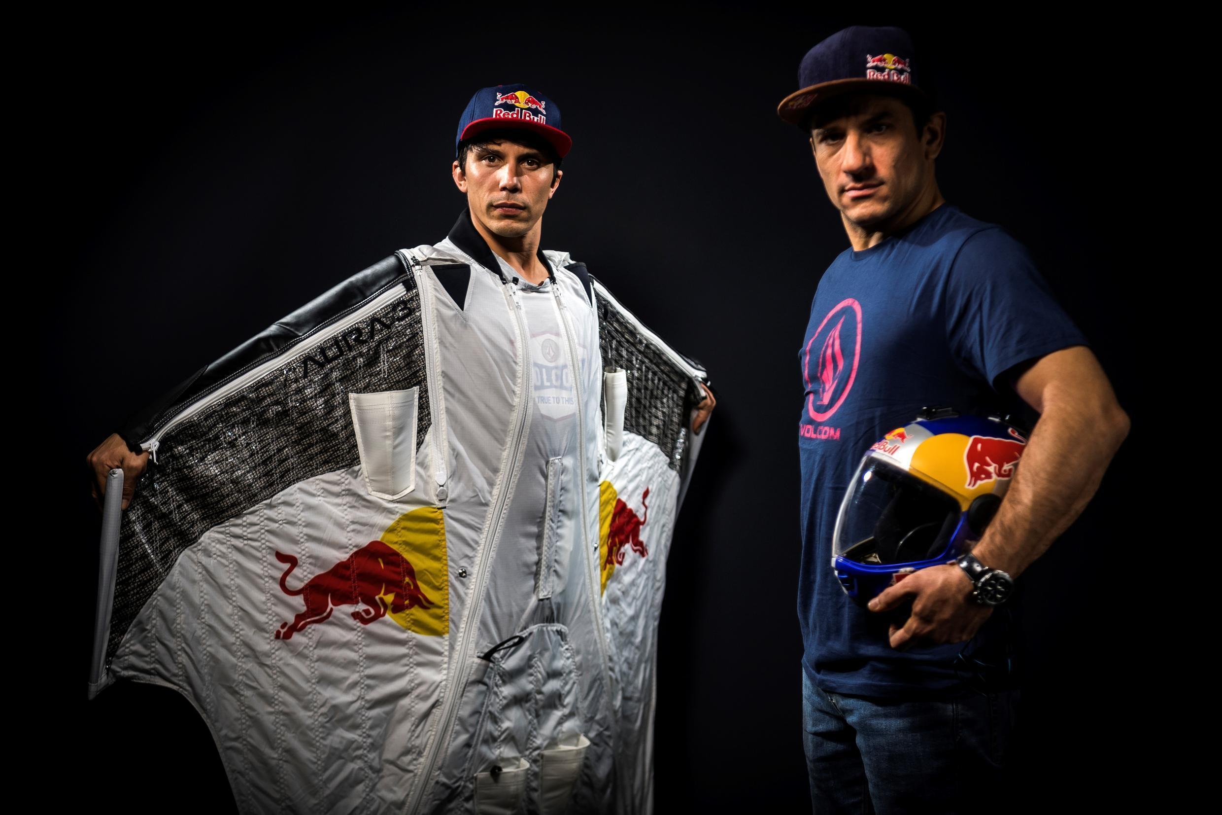 French 'Jetman' Vincent Reffet killed in Dubai training accident