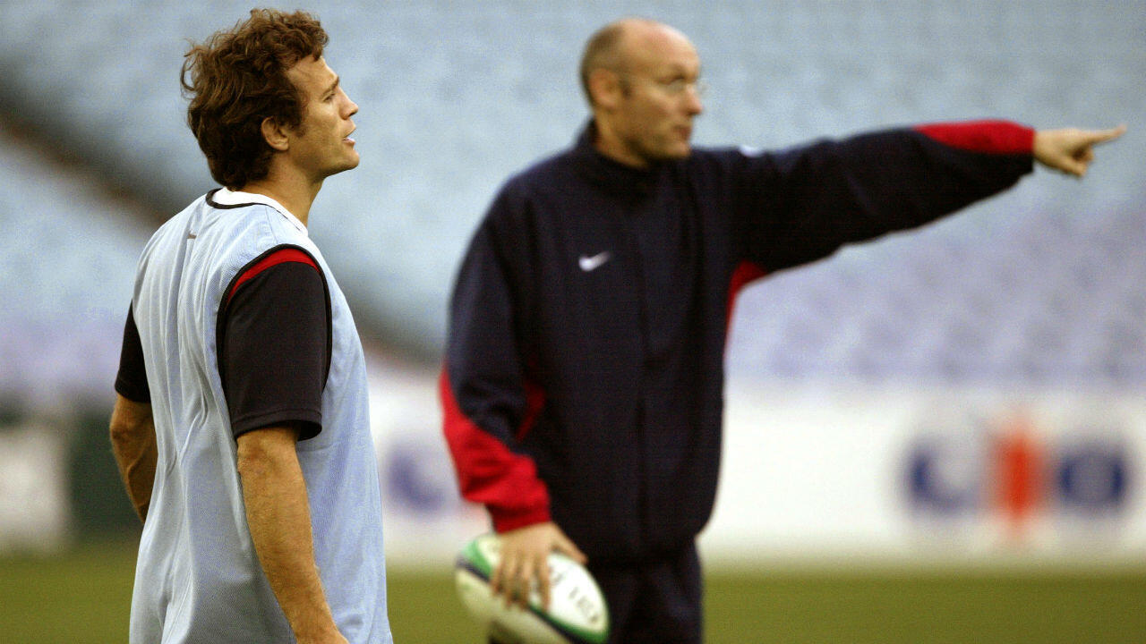 Rugby : Fabien Galthié officialisé à la tête du XV de France après la ...