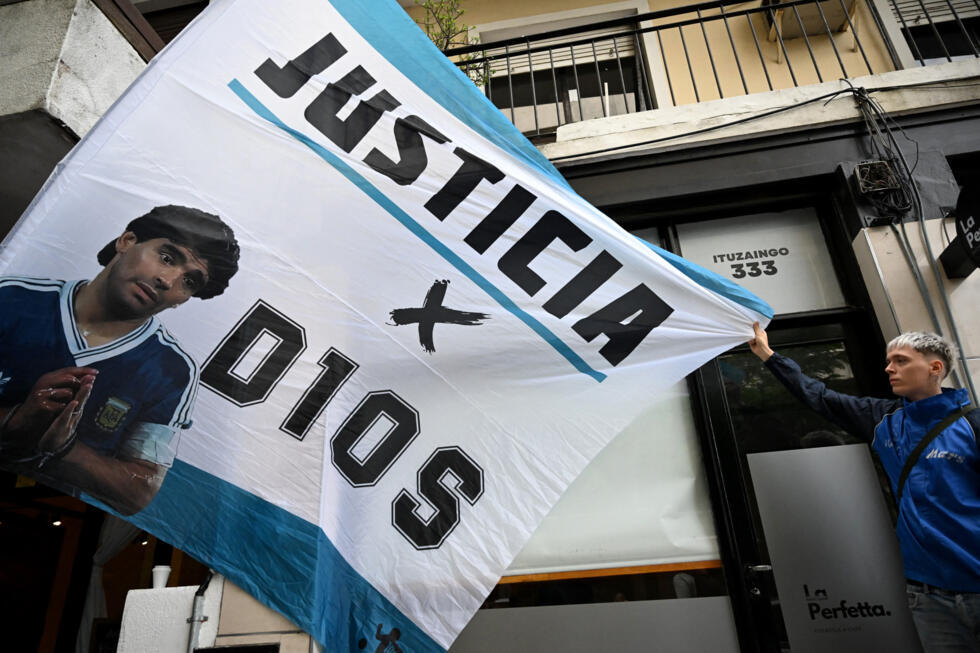 Suspenden el juicio por la muerte de Maradona tras recusación a una jueza