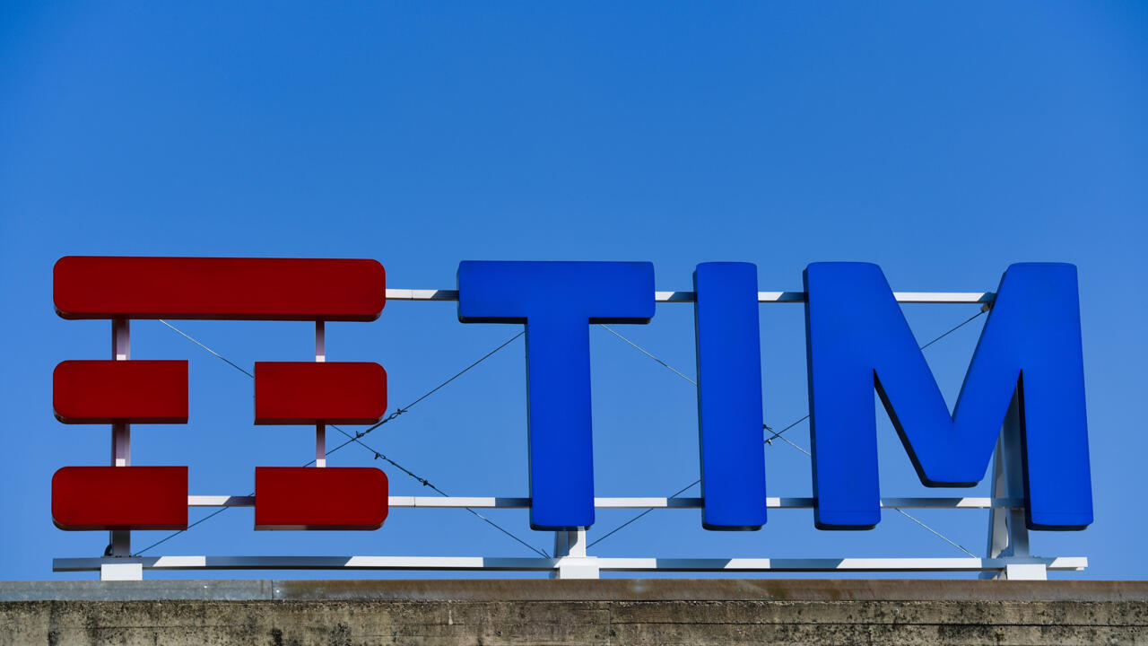 telecom-italia-ready-to-negotiate-a-possible-takeover-offer-with-kkr