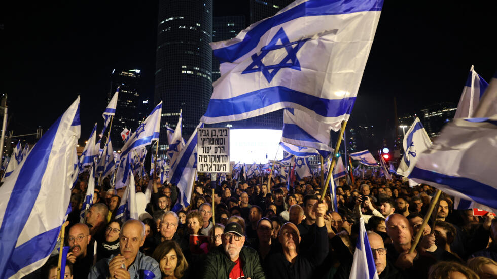 Israelis launch fresh protests against Netanyahu government's judicial ...