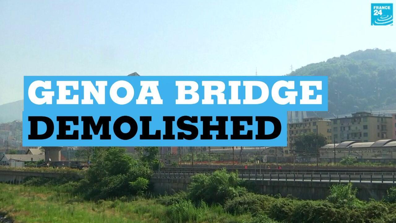 Remains of collapsed Genoa bridge demolished - France 24