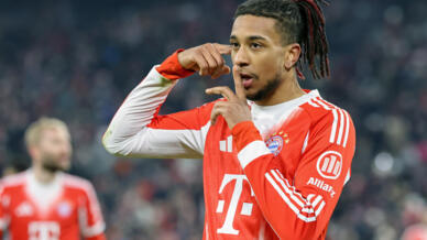 Olise sparkles as Bayern fire eight past Wolfsburg