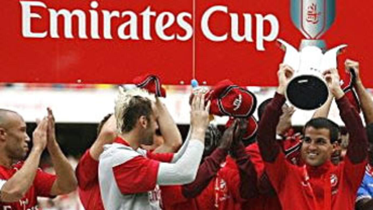 Arsenal outclass Rangers to lift Emirates Cup - France 24