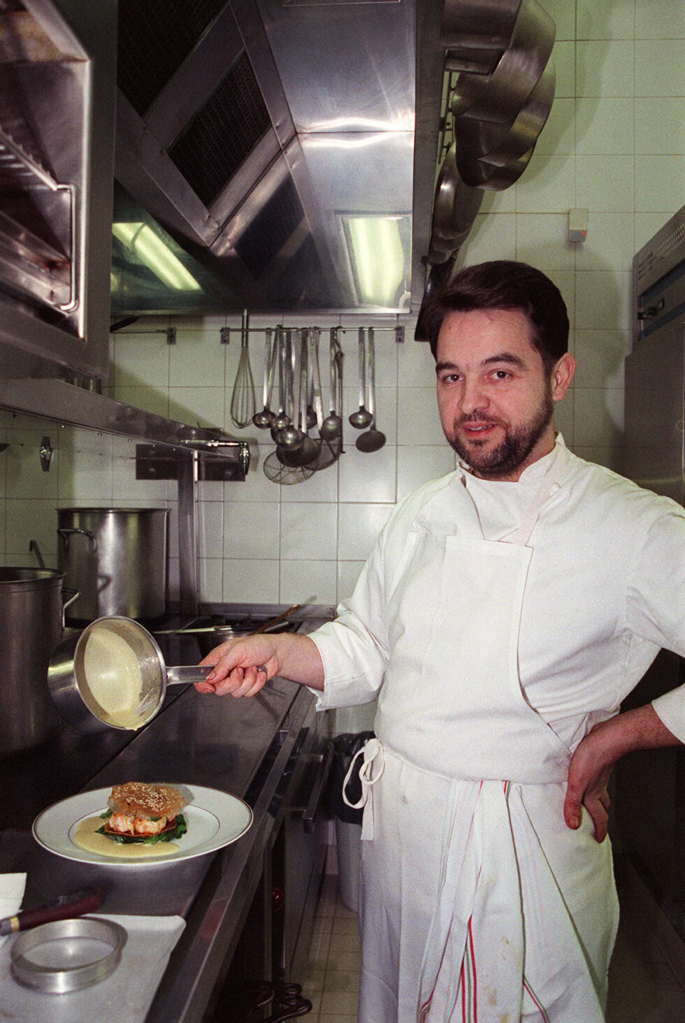 À L'Ambroisie, les derniers services de Bernard Pacaud, "le dernier des ...
