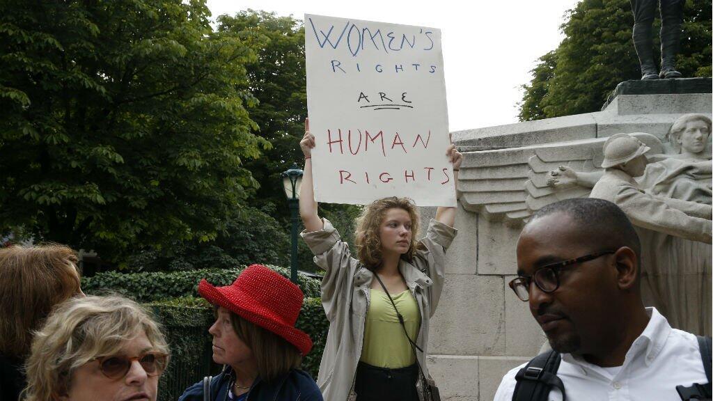 Women granted only three quarters of men's legal rights around the world