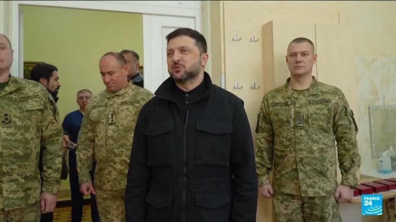 Zelensky counters Trump criticism with offer of quick elections - France 24