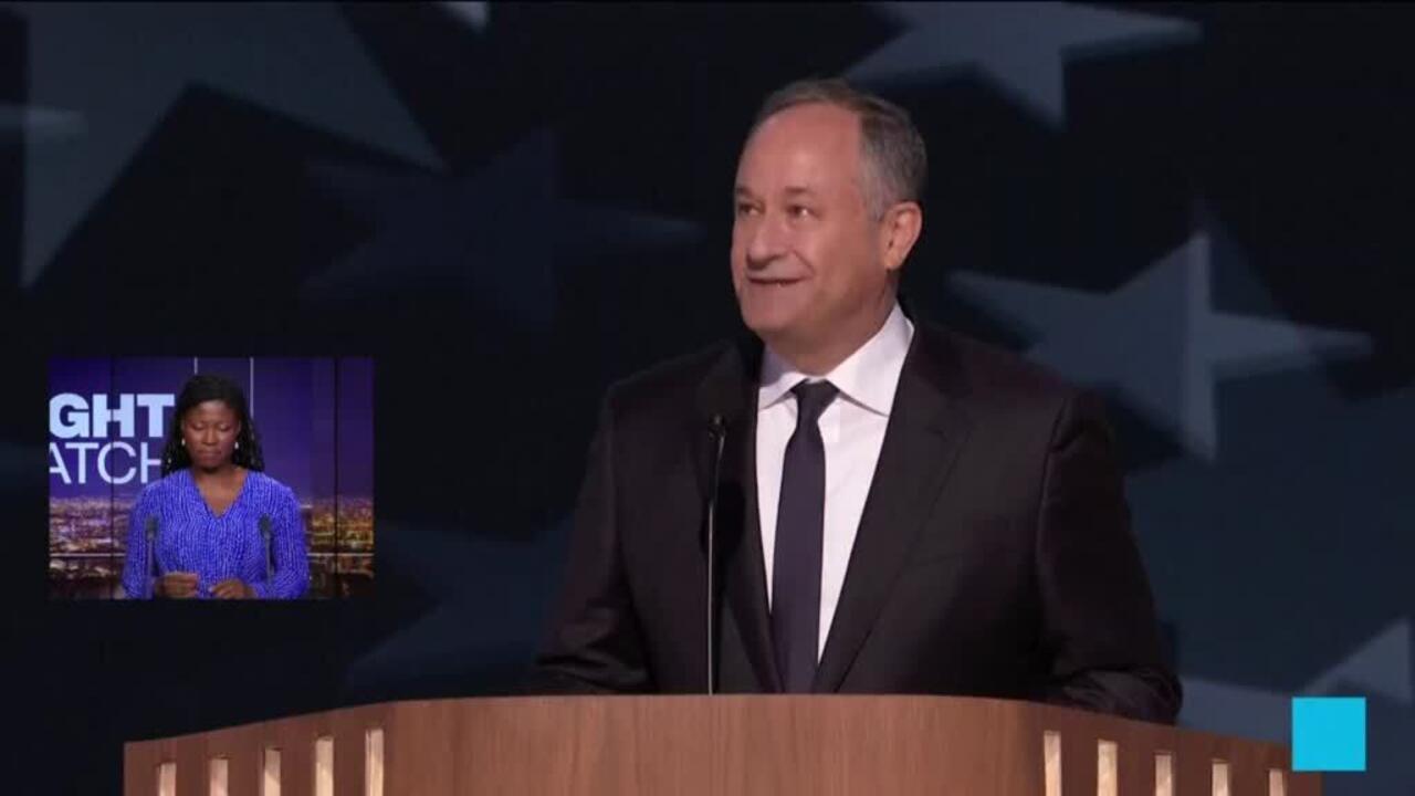 ‘Yes she can’: Obamas laud Harris at Democratic National Convention