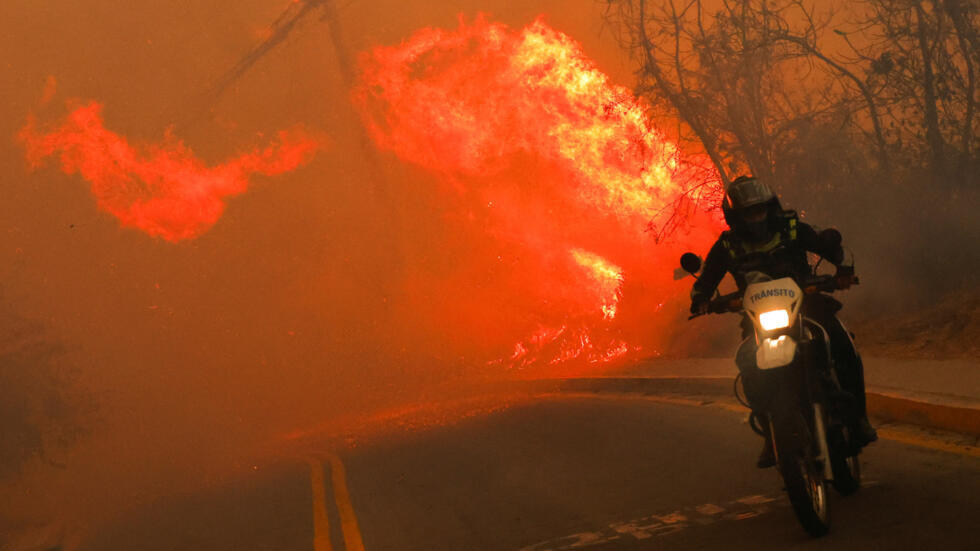 Ecuador: Noboa cancela su agenda en la ONU para afrontar los incendios ...