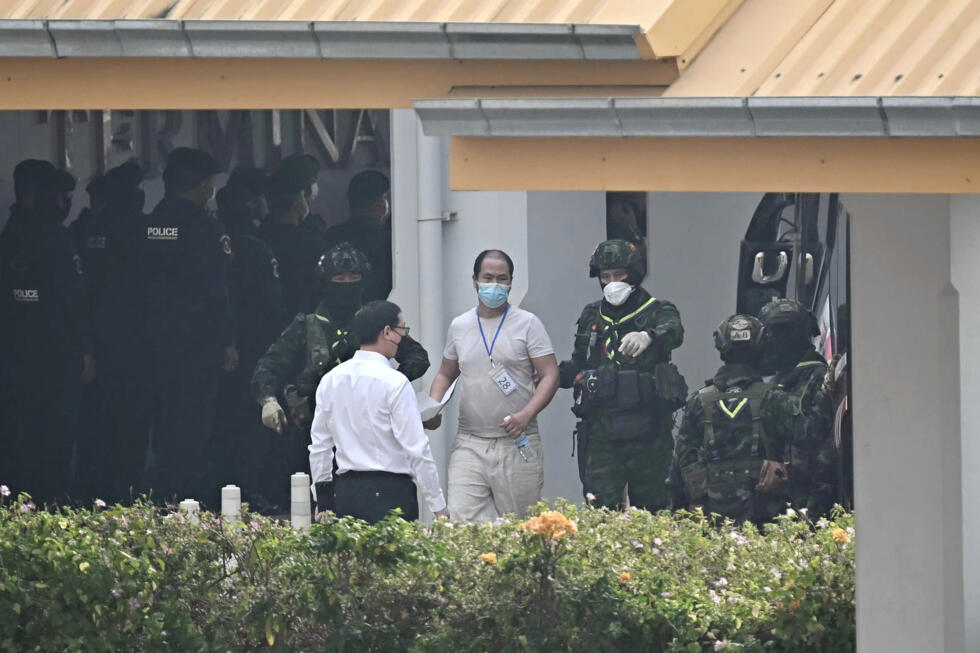 Chinese workers from Myanmar scam centres start arriving home via Thailand