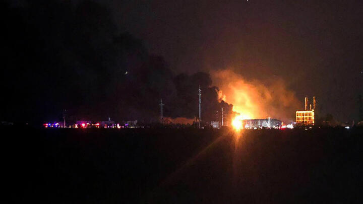 Scores dead in massive explosion at Chinese chemical plant