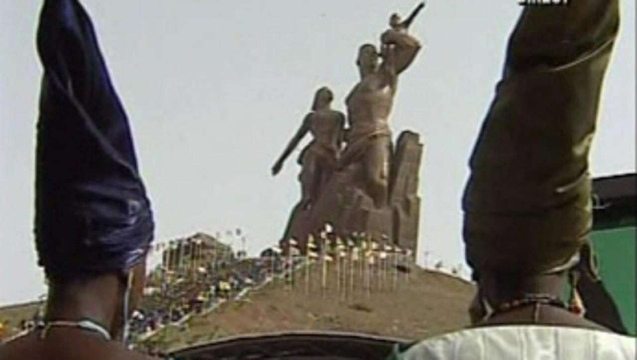 Independence monument unveiled amid pomp and protests