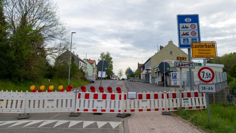 Germany tightens Covid controls at French border over variants