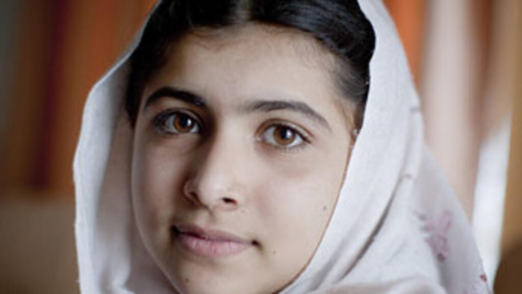 La jeune pakistanaise Malala Yousafzai reprend le chemin de l'école ...