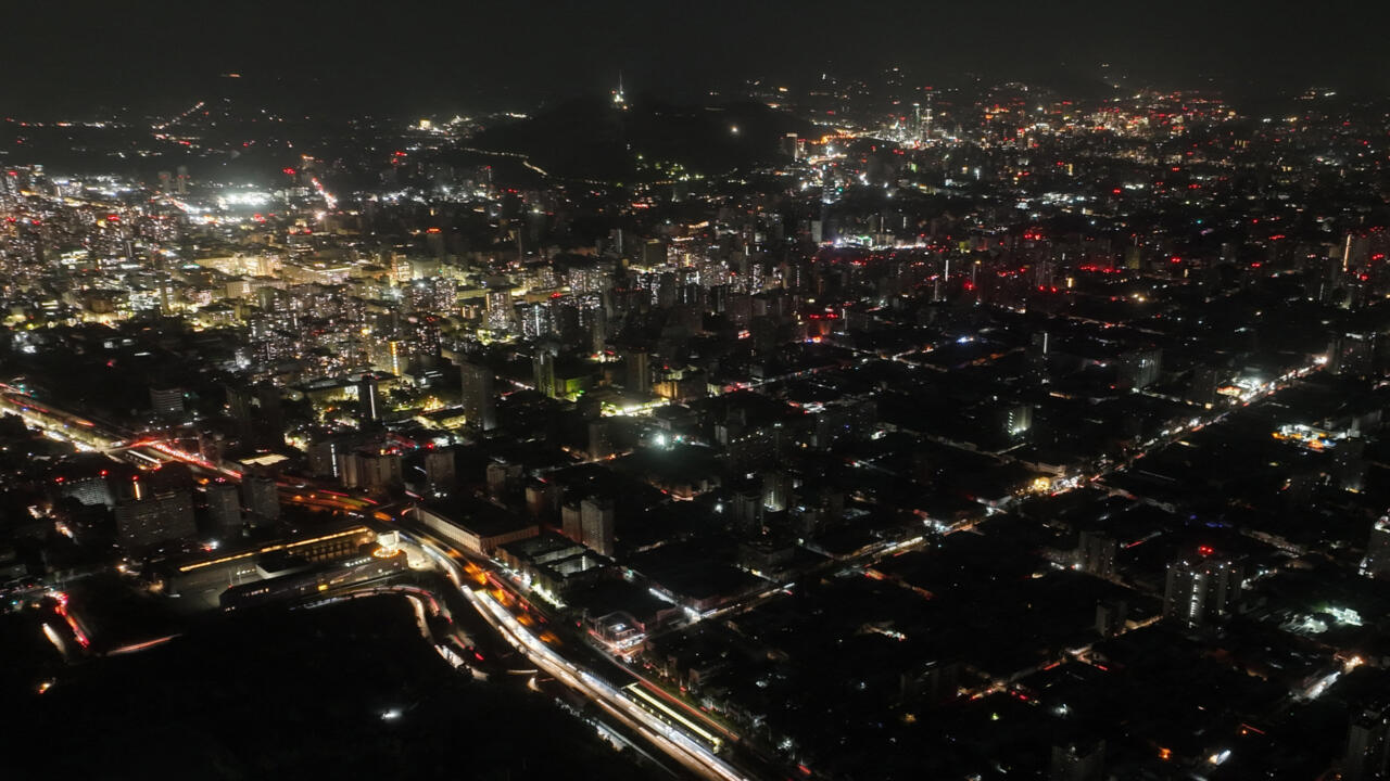 Chile restores power to most homes after massive blackout - France 24