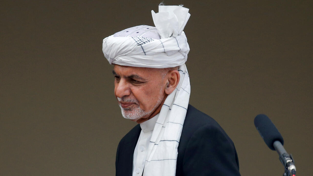 Afghanistan’s President Ghani signs power-sharing deal with rival Abdullah