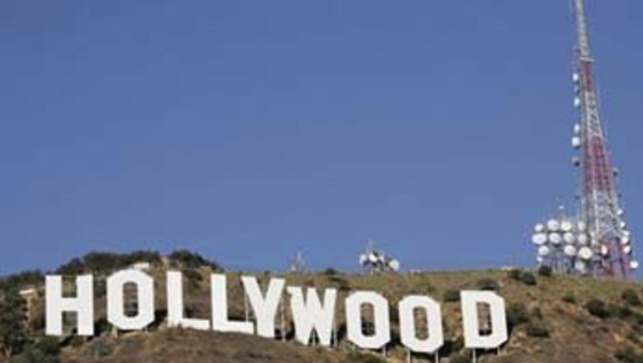 Hollywood actors reach a deal with studios