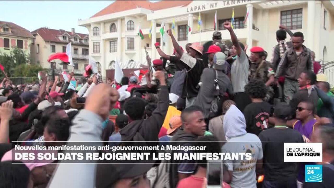 Madagascar : les soldats du CAPSAT rejoignent les manifestants ...
