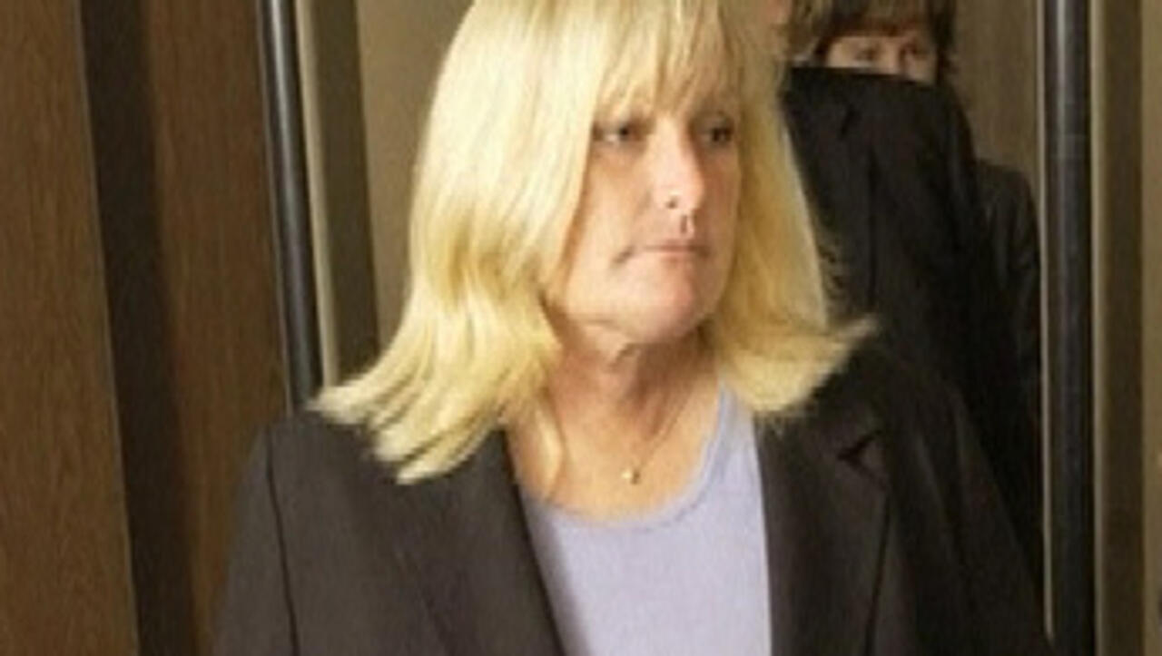 Debbie Rowe, Jackson's ex-wife, vows to fight for custody of children