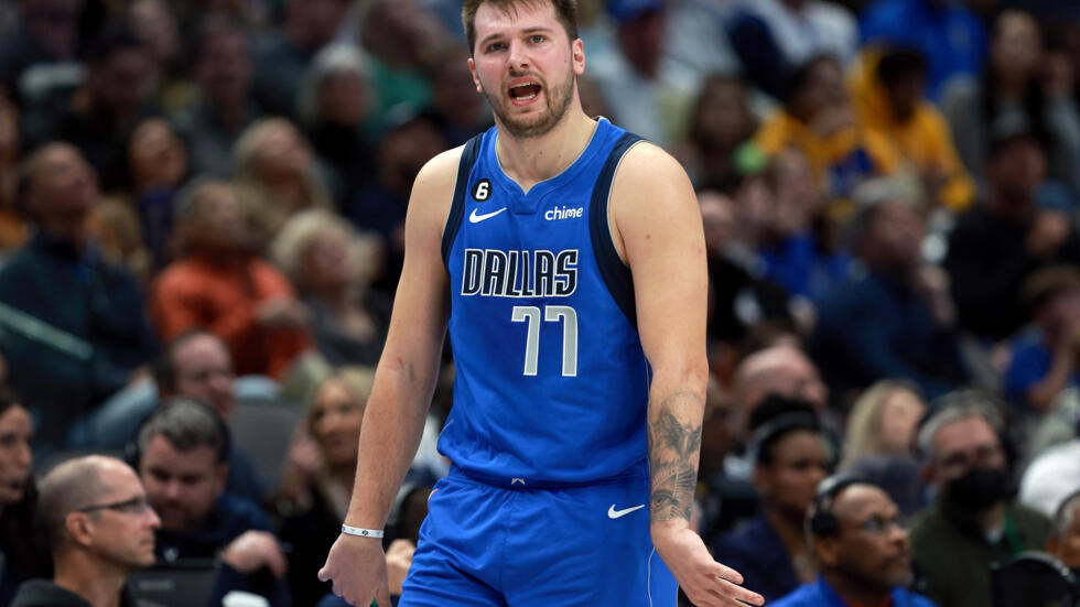 Celtics roll to ninth straight NBA win, Mavs' Doncic dazzles again