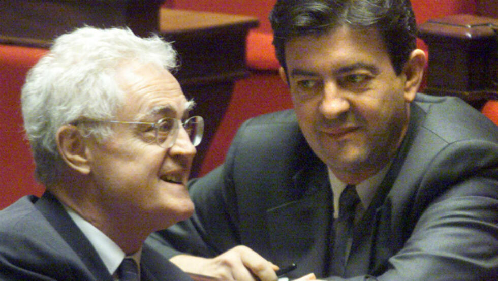 Mélenchon: Far-leftist surges in French polls, shocking the frontrunners