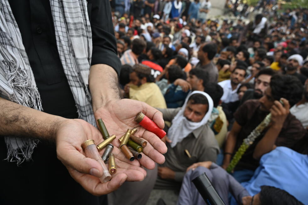 Days of violent anti-government protests grip Pakistan's Kashmir