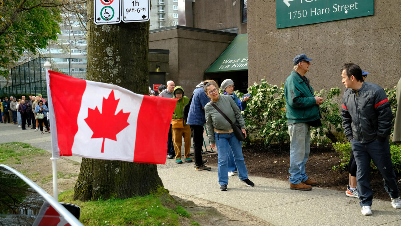 Trump overshadows final day of Canada's federal election race
