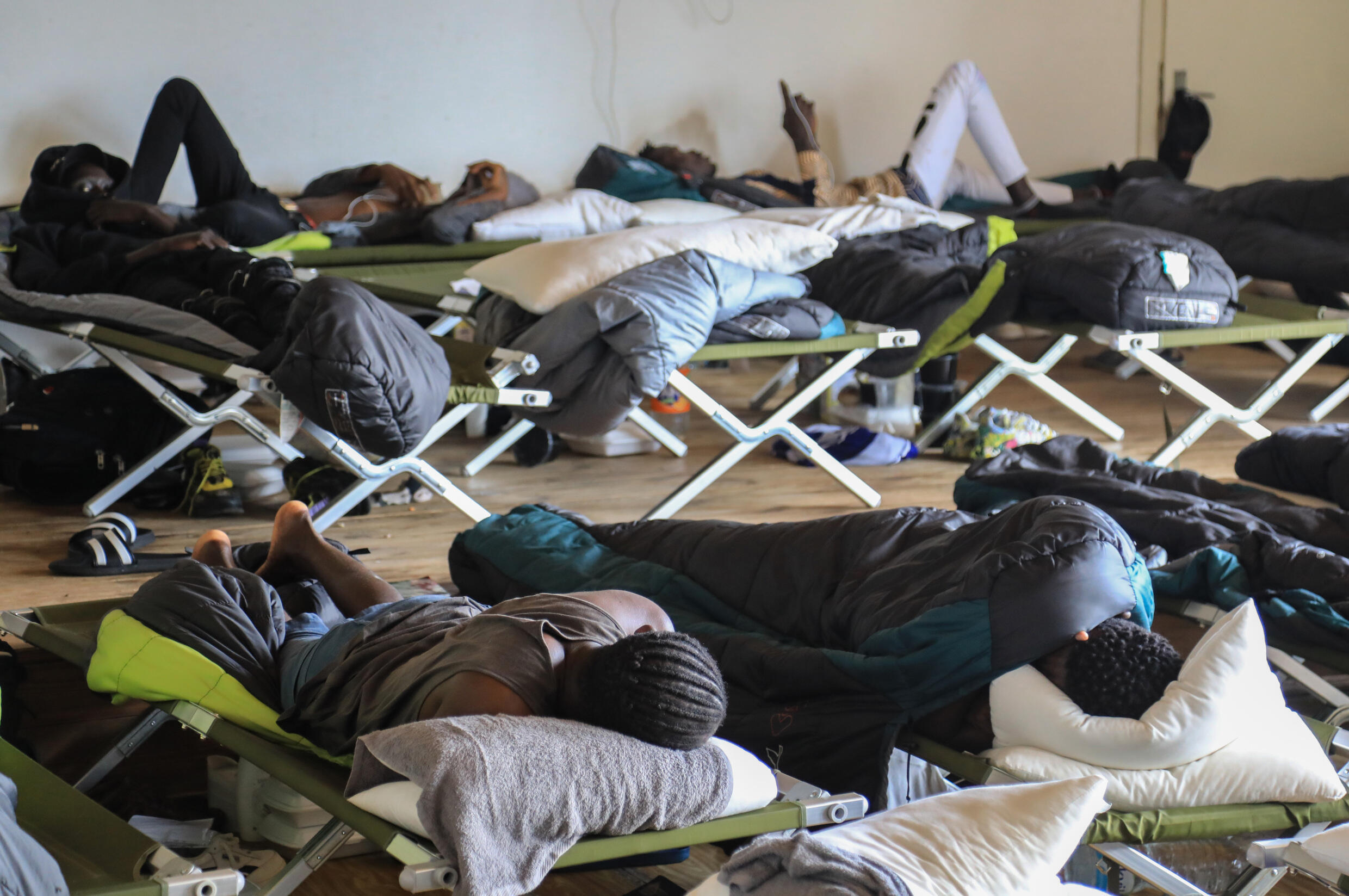 Migrants await their fate as tensions mount in Lithuania - France 24