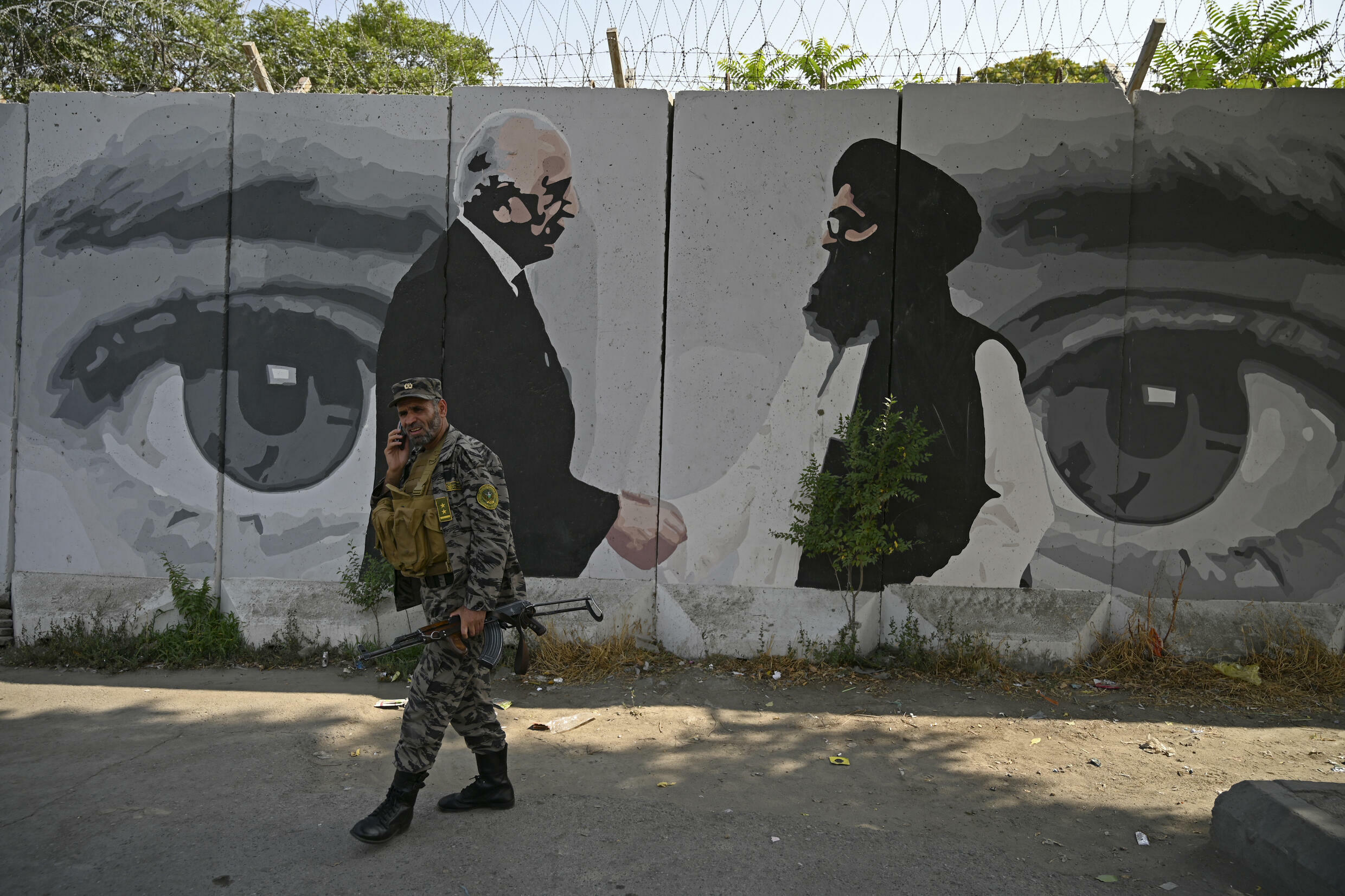 Afghan art activist defiant as Taliban erase Kabul murals - France 24