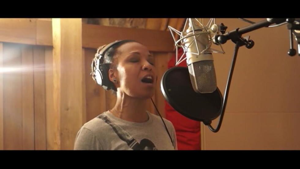 'All is Well' for Lisa Simone - arts24