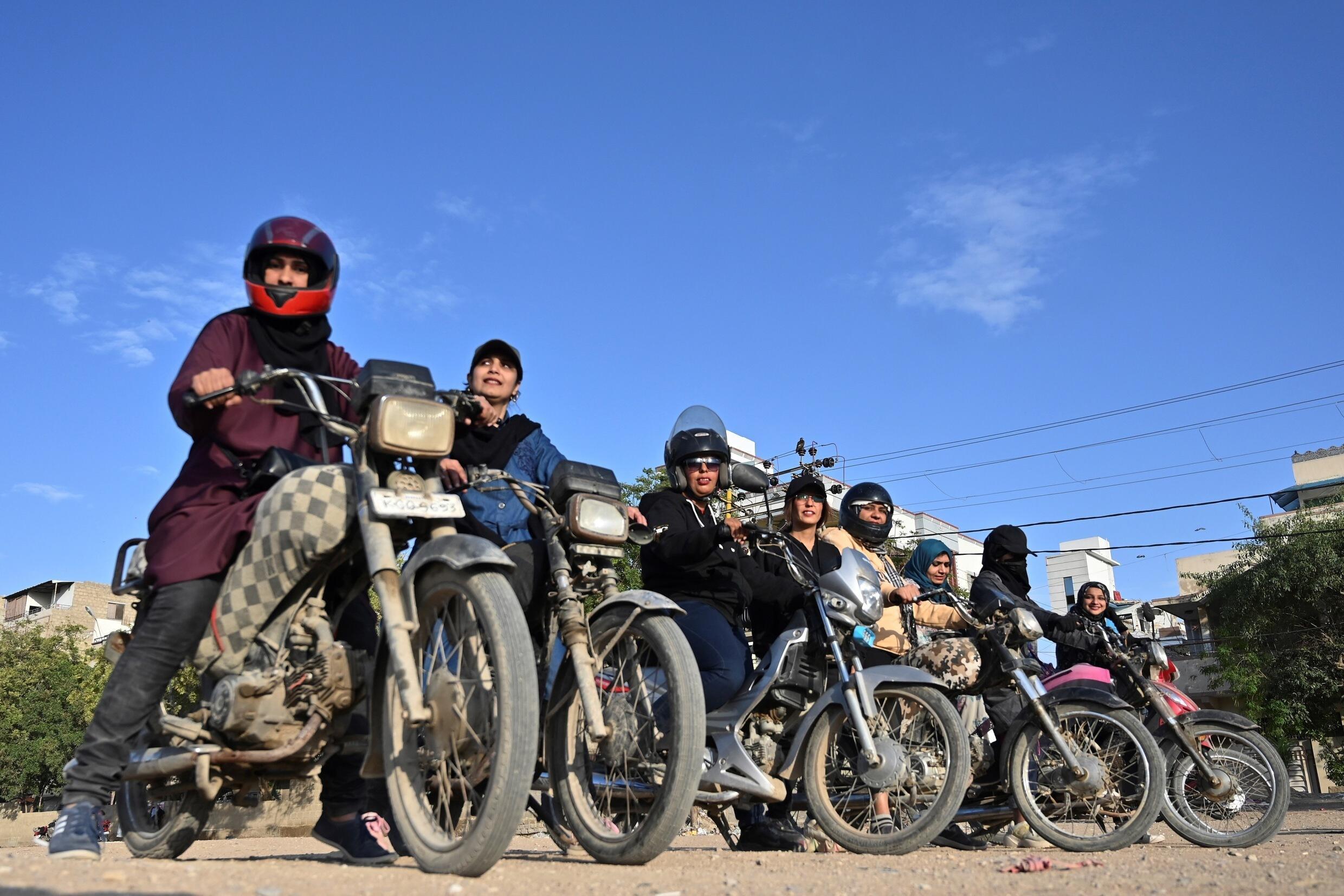 Pakistan's women 'Rowdy Riders' take on traffic and tradition