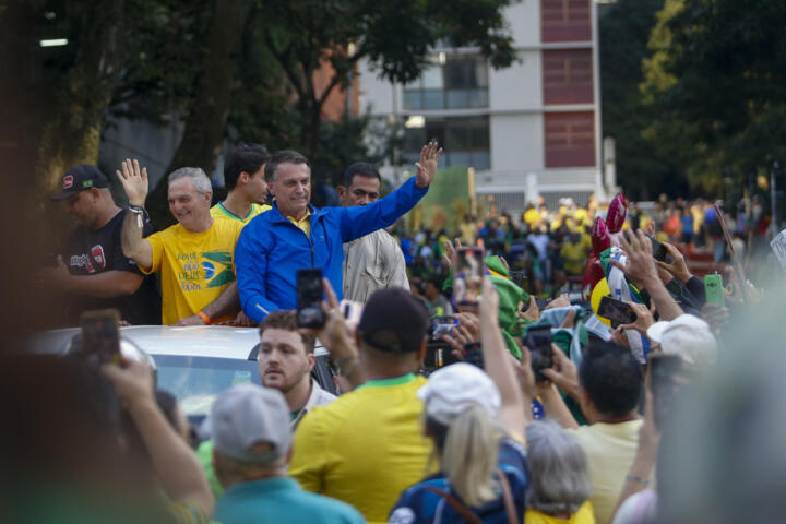 Backers of Brazil's Bolsonaro hold mass protest in Sao Paulo