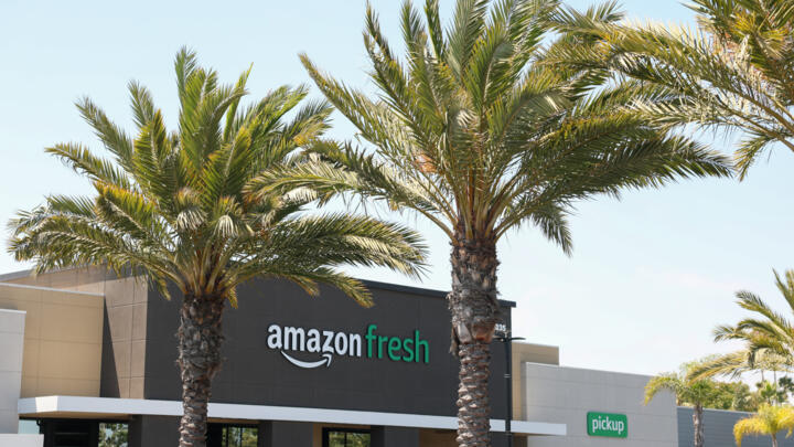 Amazon closing Fresh and Go stores in Whole Foods push
