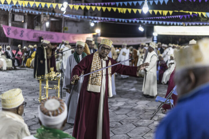 Lavish 'Grand Mariage' weddings celebrate Comoros tradition, society